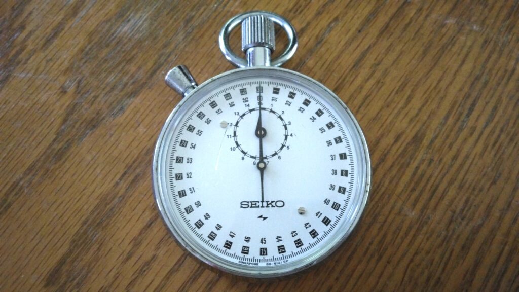 手巻きアナログストップウォッチの趣【SEIKO：88-5061】 | 時計De娯楽
